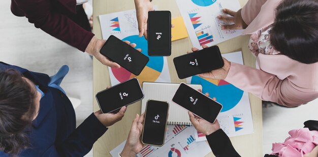 20+ Most Widely Used Project Management Apps Compared: Which One Is ... 20+ Most Widely Used Project Management Apps Compared: Which One Is ...